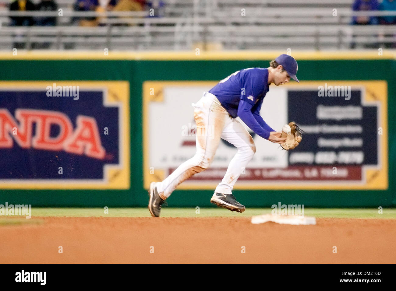 William & Mary at LSU; LSU infielder Austin Nola (36) catches a line ...