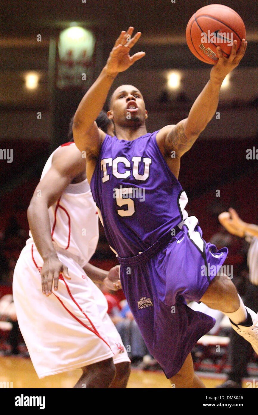 TCU Guard Ronnie Moss (5) breaks away and goes for a lay up. The ...