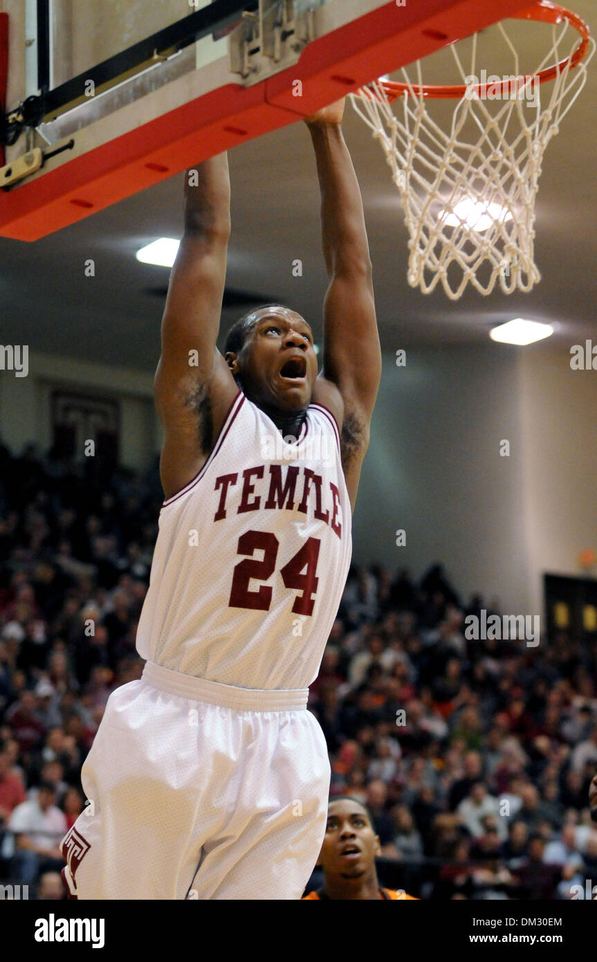 Temple forward Lavoy Allen #24 on the way to dunk. Temple ended up ...