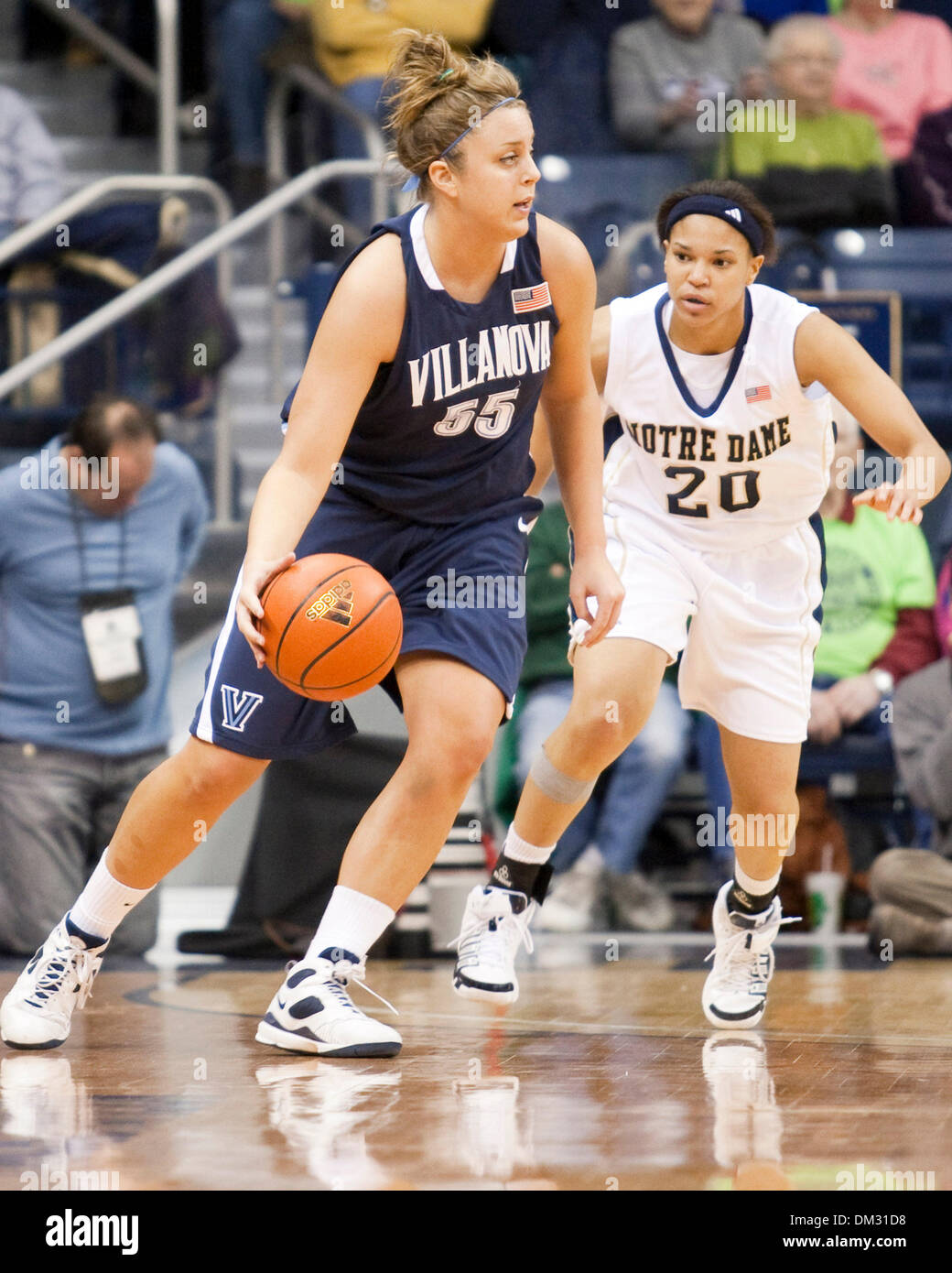 Villanova Center Heather Scanlon (55) and Notre Dame Guard Ashley ...