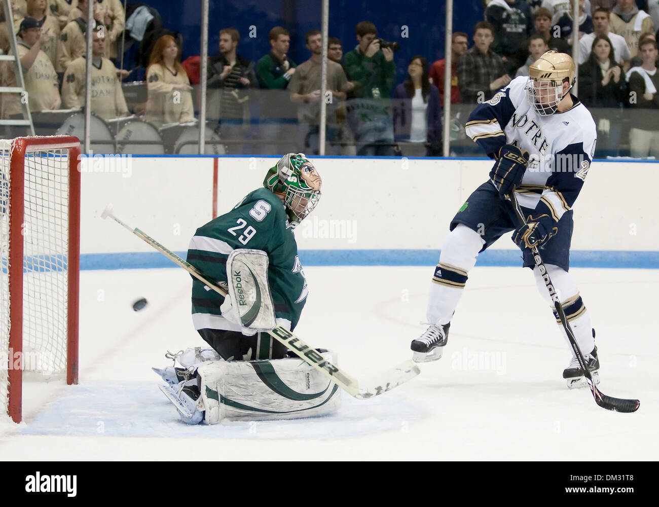 Nick larson hi-res stock photography and images - Alamy