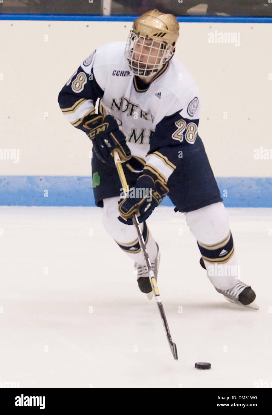 Notre Dame Defenseman Ian Cole (28) in game action between the Notre ...