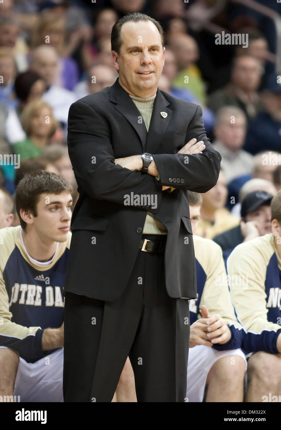 Notre Dame Head Coach Mike Brey during game action between the Notre ...