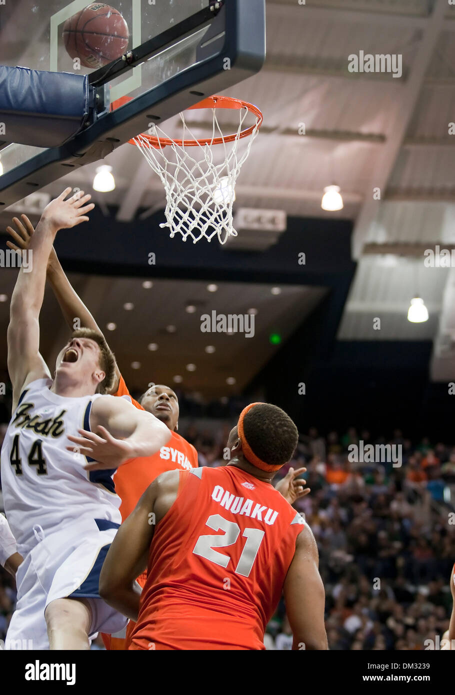 Notre Dame Forward Luke Harangody (44) goes in for layup over Syracuse ...