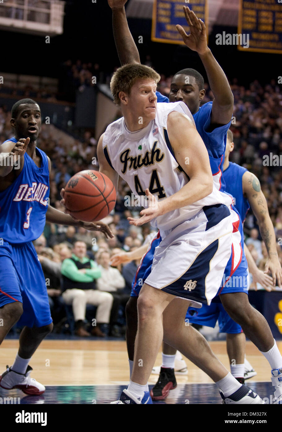 Notre Dame Forward Luke Harangody (44) in game action between the Notre ...