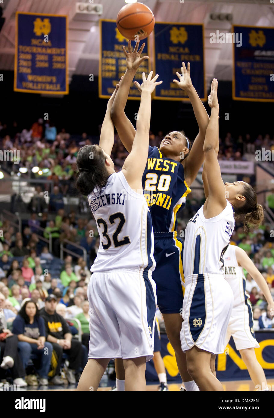 West virginia center asya bussie hi-res stock photography and images ...