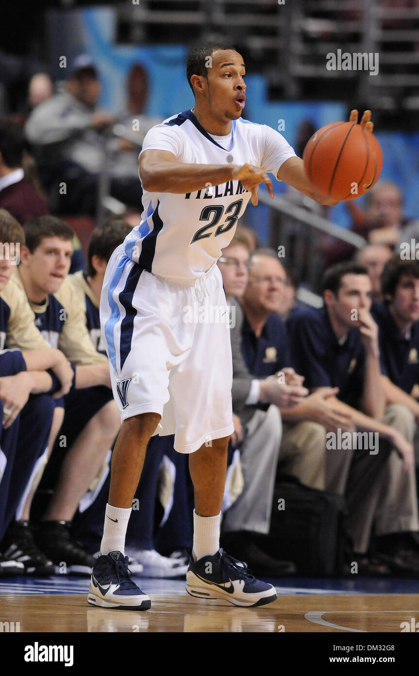 Dominic cheek hi-res stock photography and images - Alamy