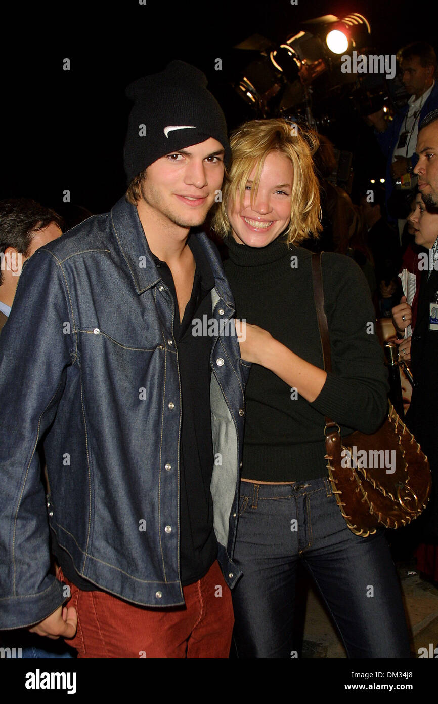 Oct. 17, 2001 - FROM HELL .PREMIERE AT MANN VILLAGE THEATERE LA..ASHTON ...