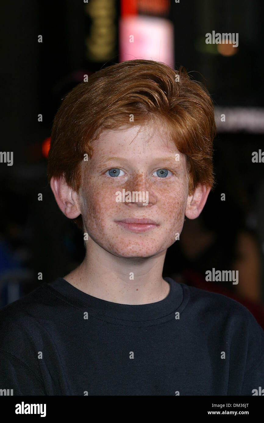 Sept. 19, 2002 - Los Angeles, CALIFORNIA - THE TUXEDO PREMIERE.AT MANN ...