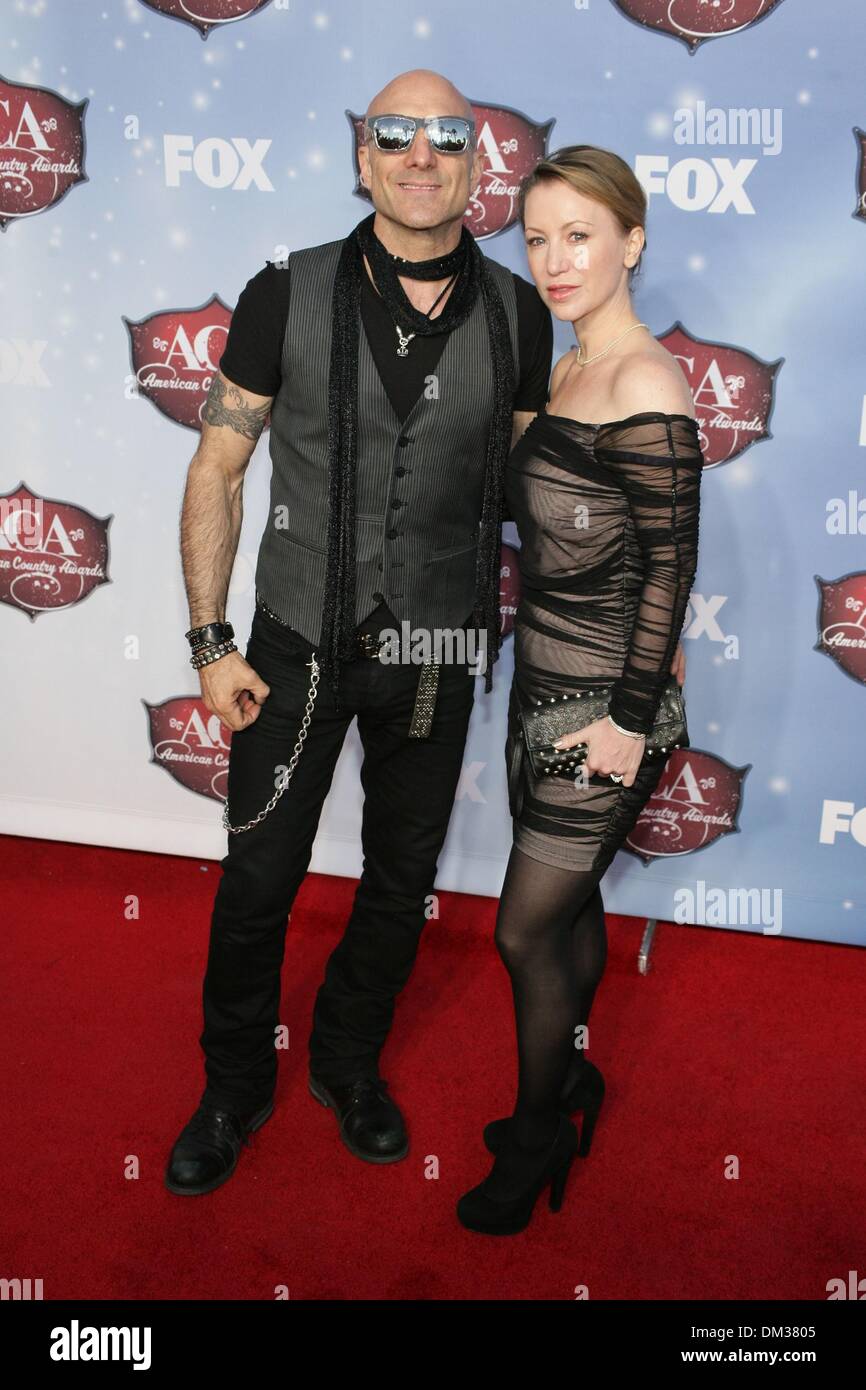 Las Vegas, NV, USA. 10th Dec, 2013. Kenny Aronoff, Liz Aronoff at ...