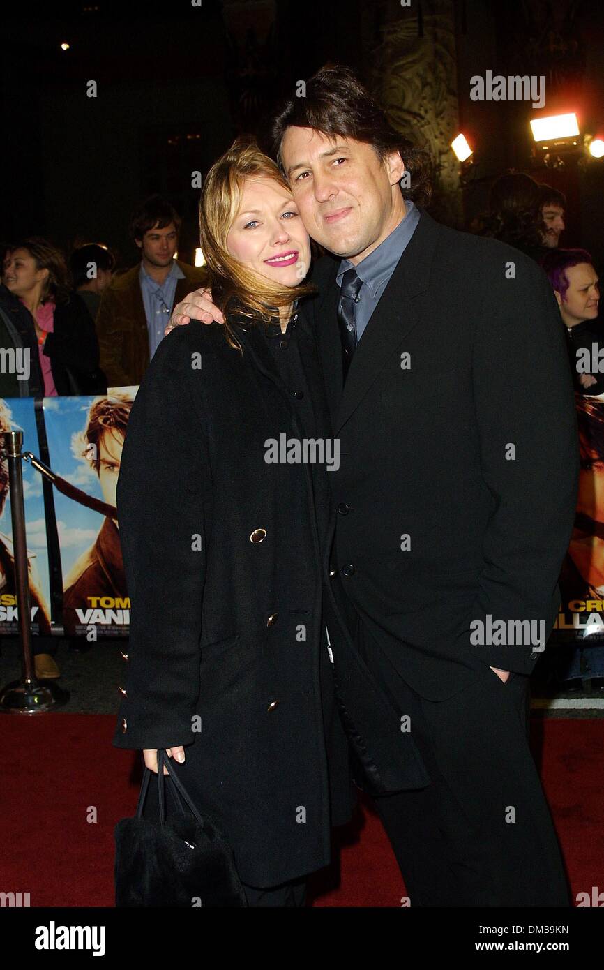 Dec. 10, 2001 - VANILLA SKY PREMIERE.AT GRAUMAN'S MANN CHINESE THEATER ...