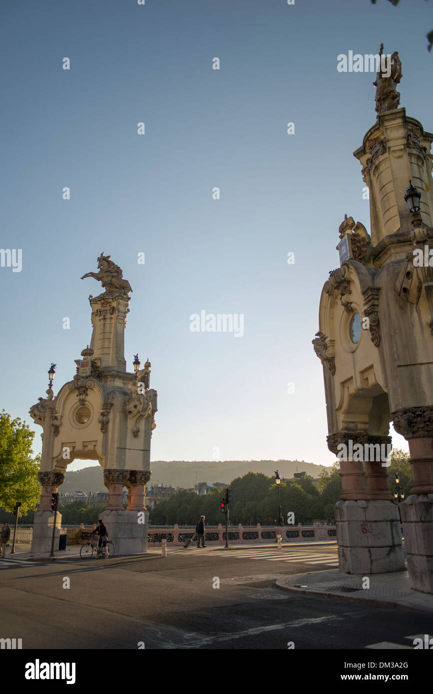 Maria cristina and bridge hi-res stock photography and images - Alamy