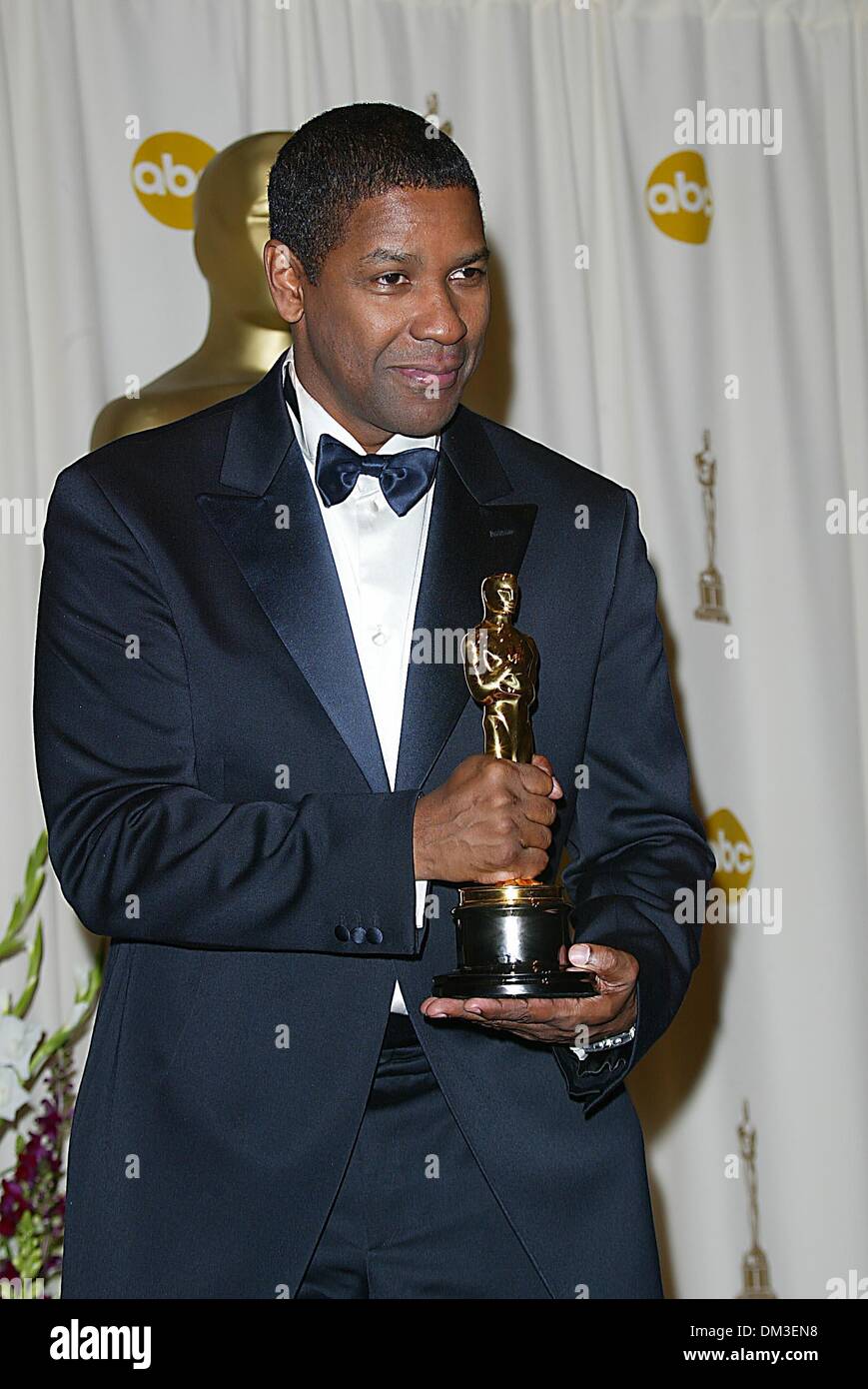 Mar. 24, 2002 - Los Angeles, CALIFORNIA - K24518FB:74TH ACADEMY AWARDS ...