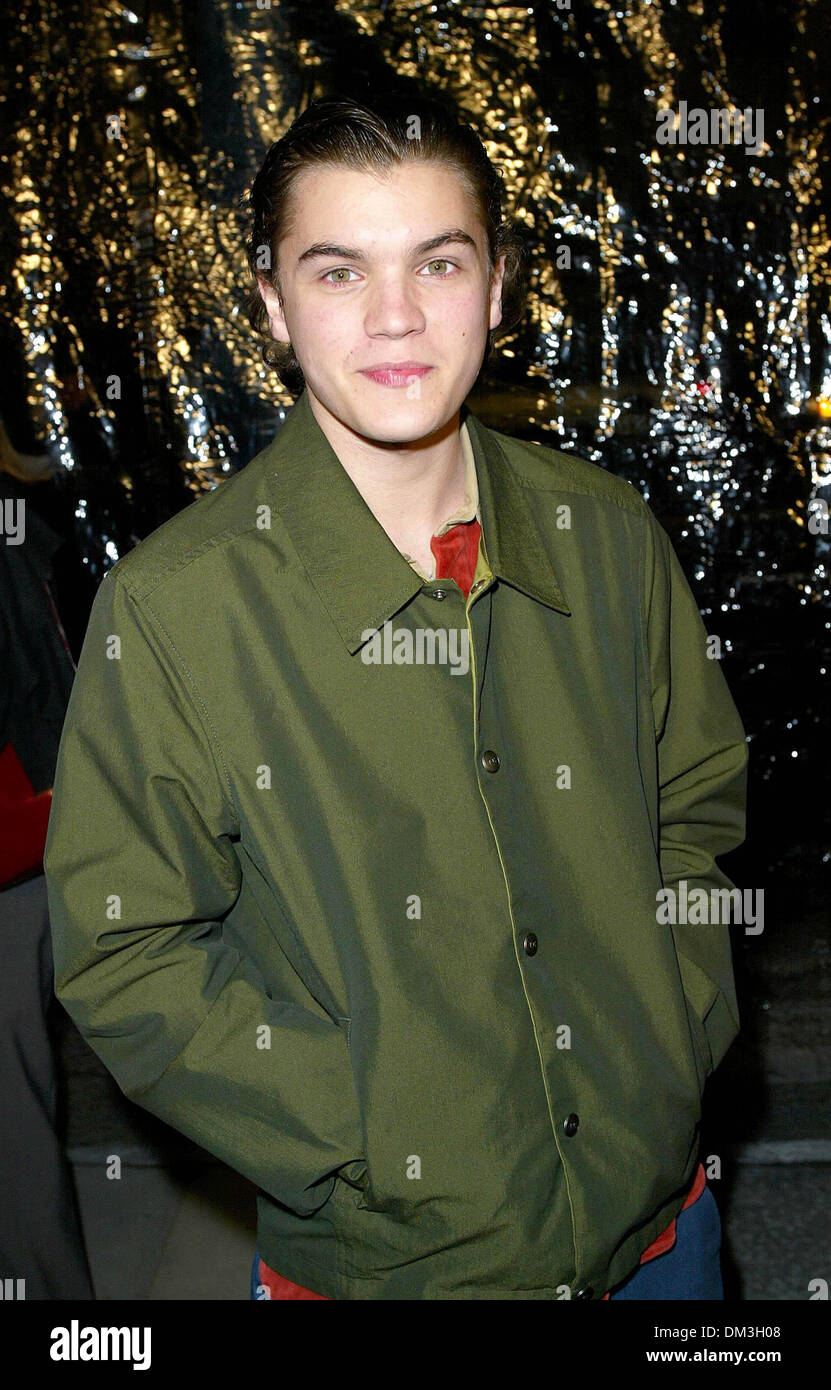 Dec. 17, 2002 - Beverly Hills, CALIFORNIA, USA - K28071FB WORLD ...