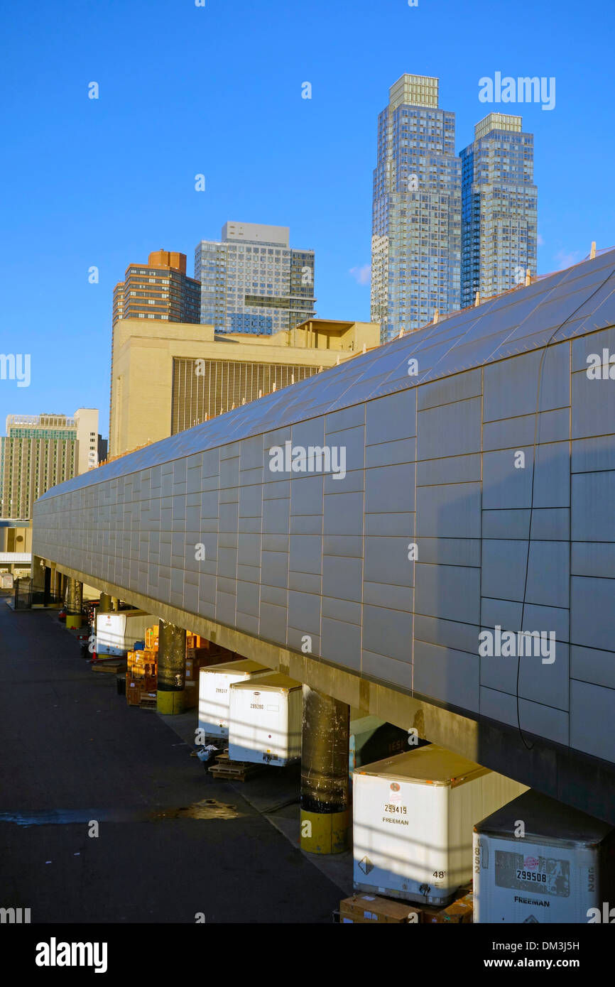 Jacob Javits Center New York Stock Photo - Alamy