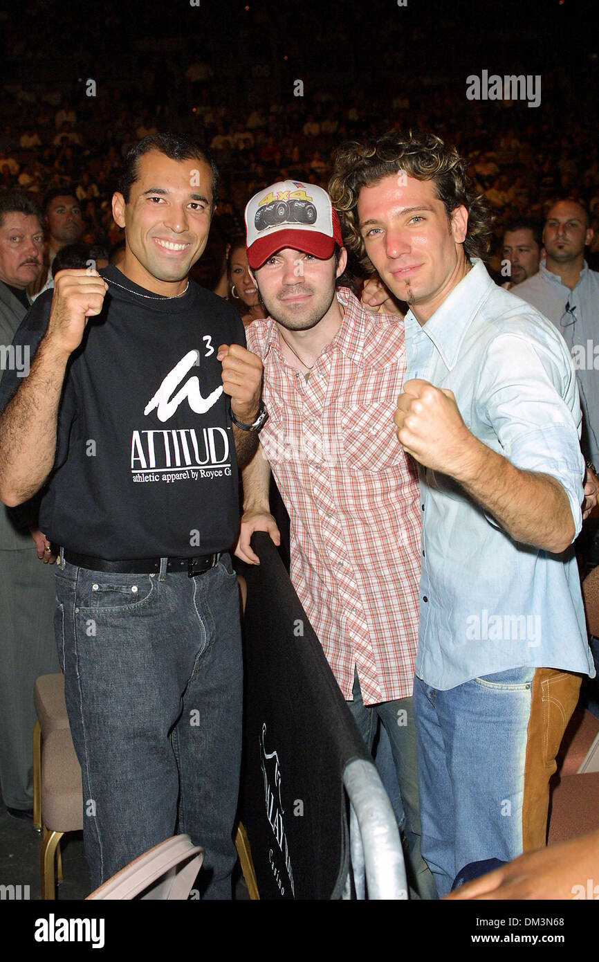 Nsync aaron hi-res stock photography and images - Alamy