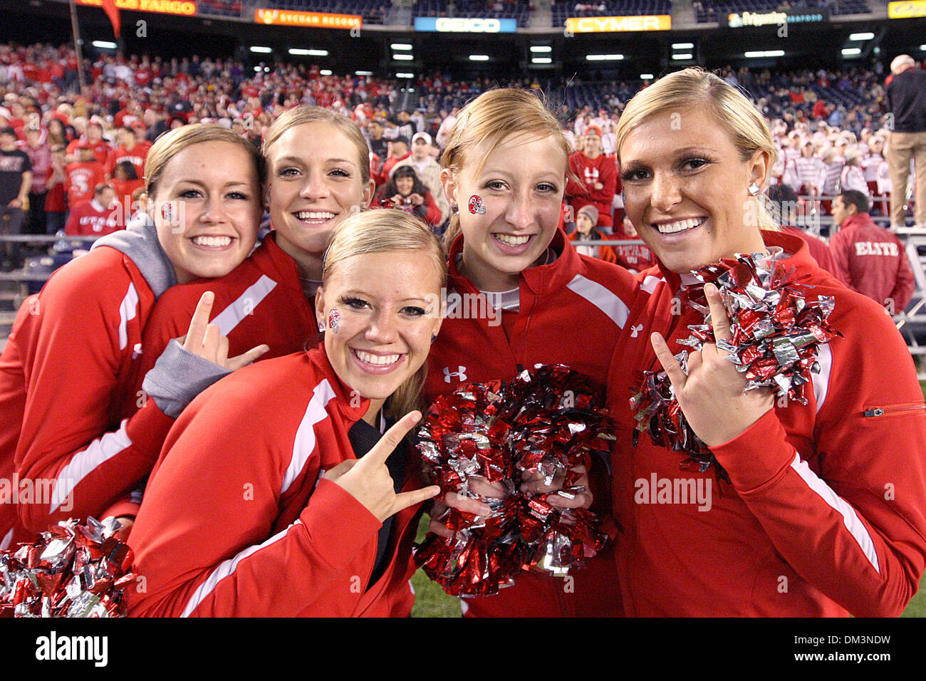 Utah Utes cheerleaders during game action of the Utah vs Cal Poinsettia ...
