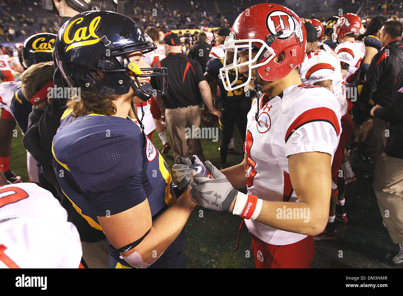Cal Bears tight end Skylar Curran #83 and wide receiver Aiona Key #9 ...