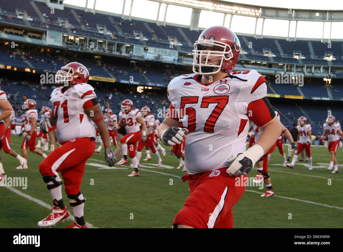 Utah offensive lineman Tyler Williams #57 warms up before game time ...