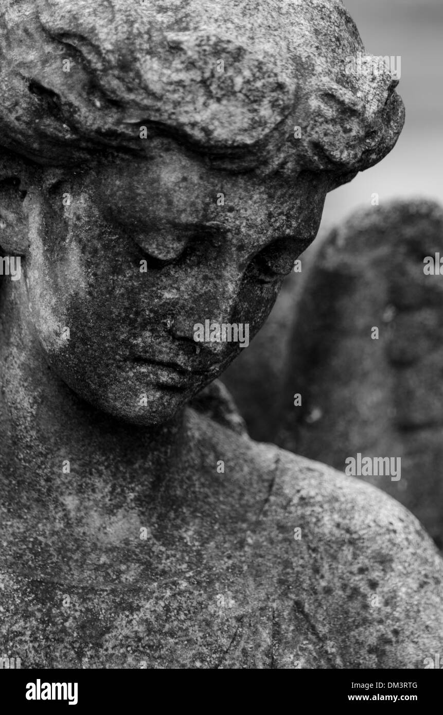 Beautiful Stone Angel Headstone, Brompton Cemetery Stock Photo - Alamy
