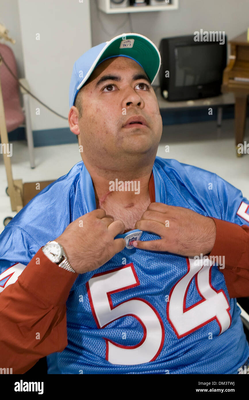 Tennessee Titans offensive lineman Eugene Amano, who grew up in San ...