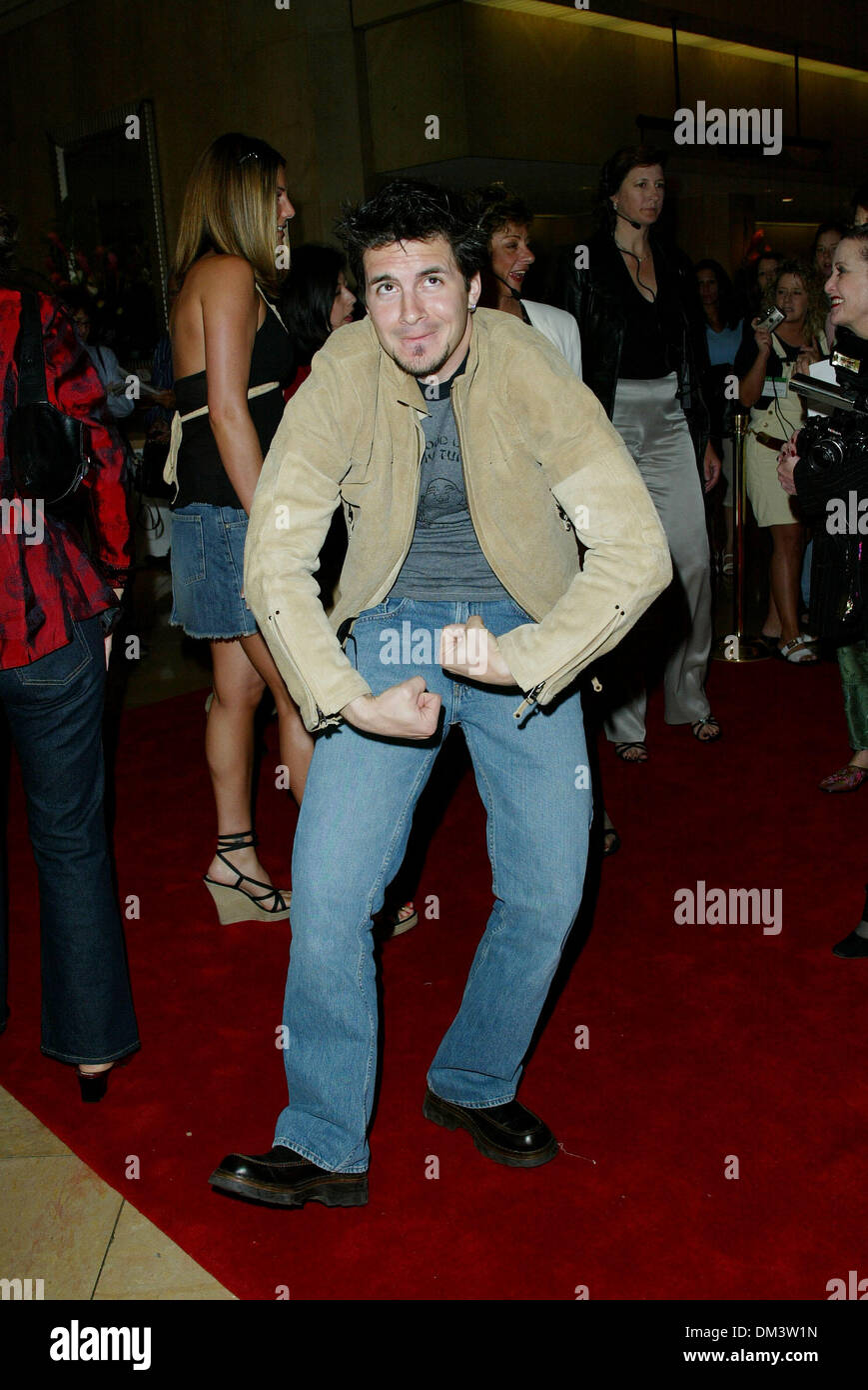 May 11, 2002 - Los Angeles, CALIFORNIA - RUNWAY FOR LIFE.BENEFITTING ST ...