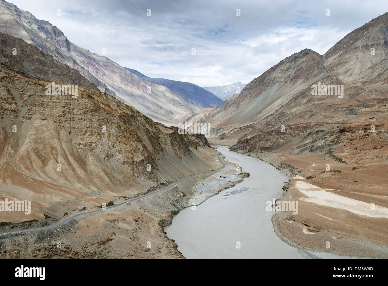 Ladakh, India - 14 July 2009: Indus river valley Stock Photo - Alamy
