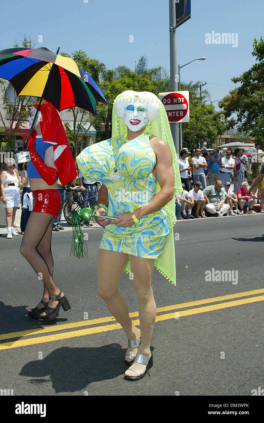 June 23, 2002 - Los Angeles, CALIFORNIA - 32nd LA LGBT GAY PRIDE PARADE ...