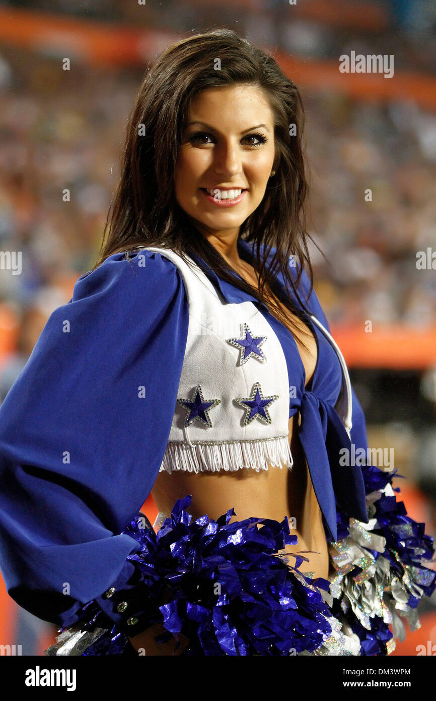 A Dallas Cowboys Cheerleader during the 2010 NFL Pro Bowl held at Sun ...