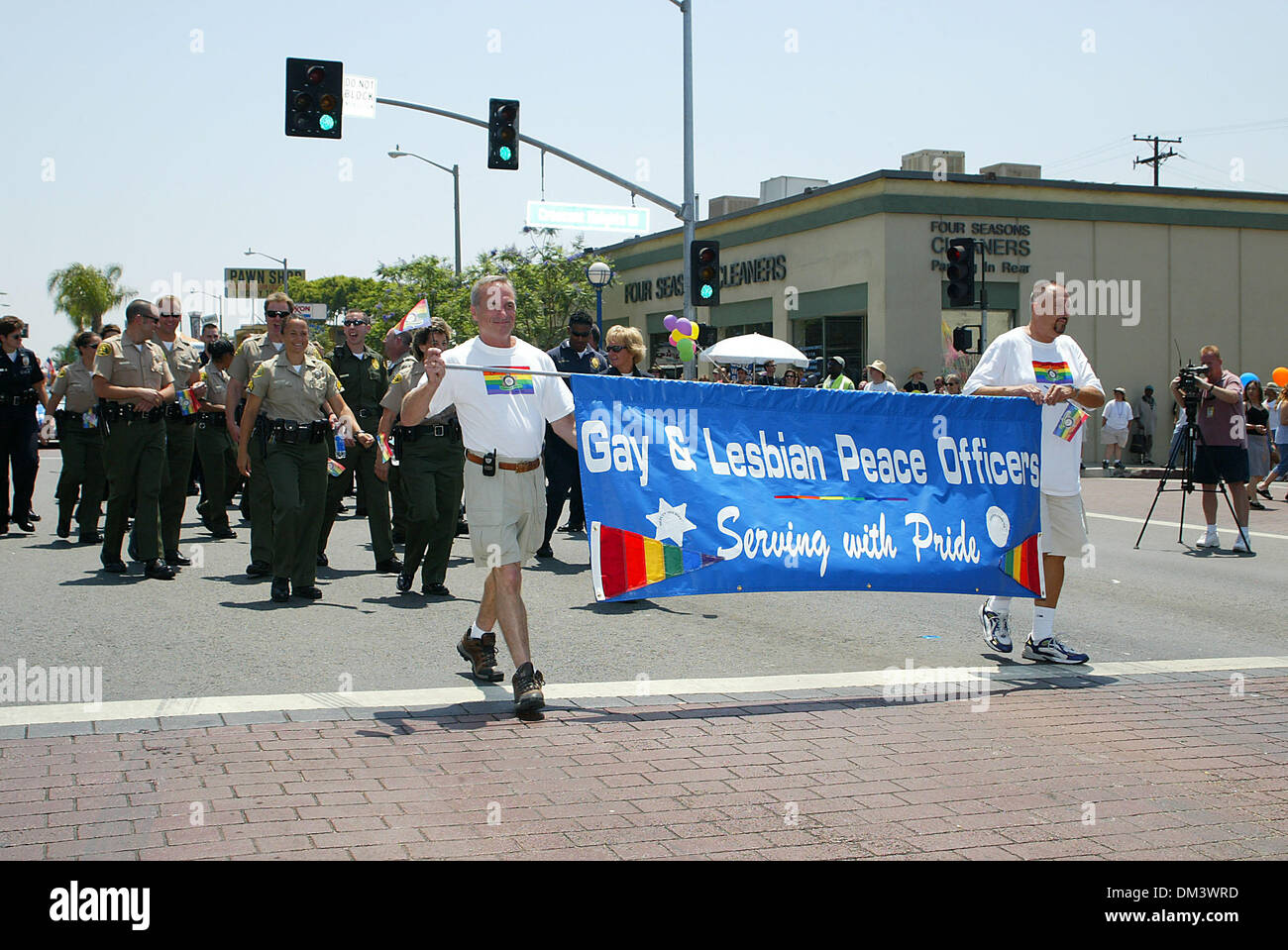Lgbt parade in los angeles hi-res stock photography and images - Alamy