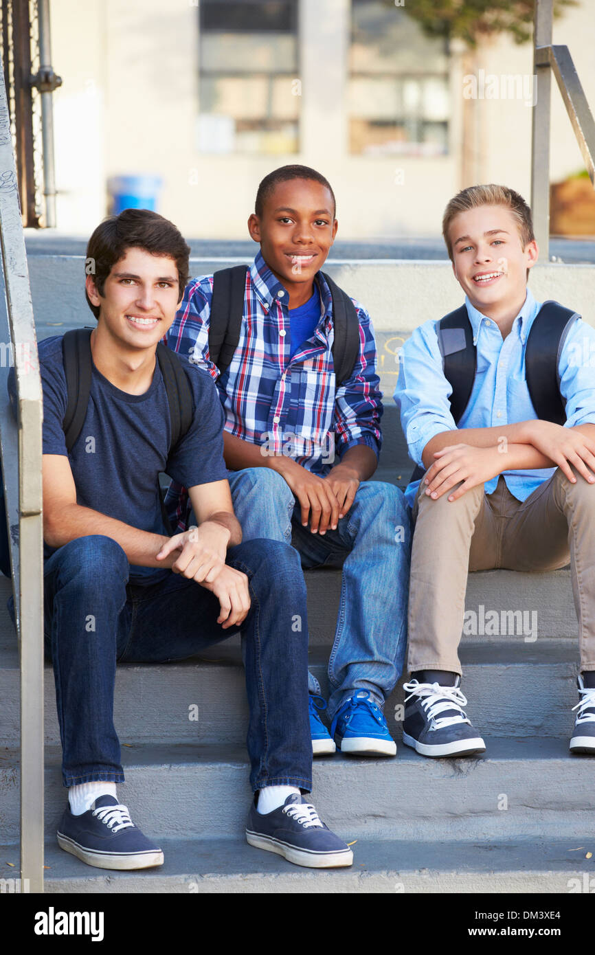 Black 14 year old boy at school hi-res stock photography and images - Alamy