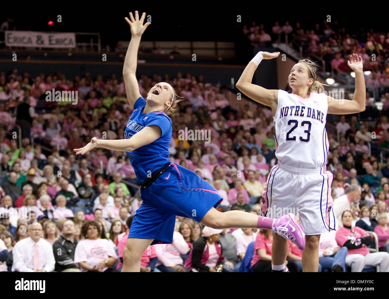DePaul Guard Sam Quigley (22) and Notre Dame Guard Melissa Lechlitner ...