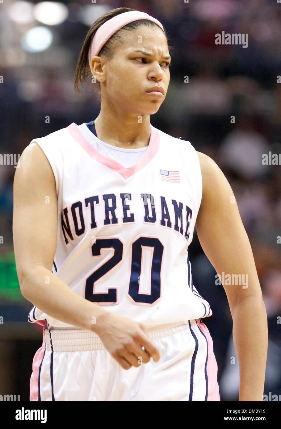 Notre Dame Guard Ashley Barlow (20) in game action between the Notre ...