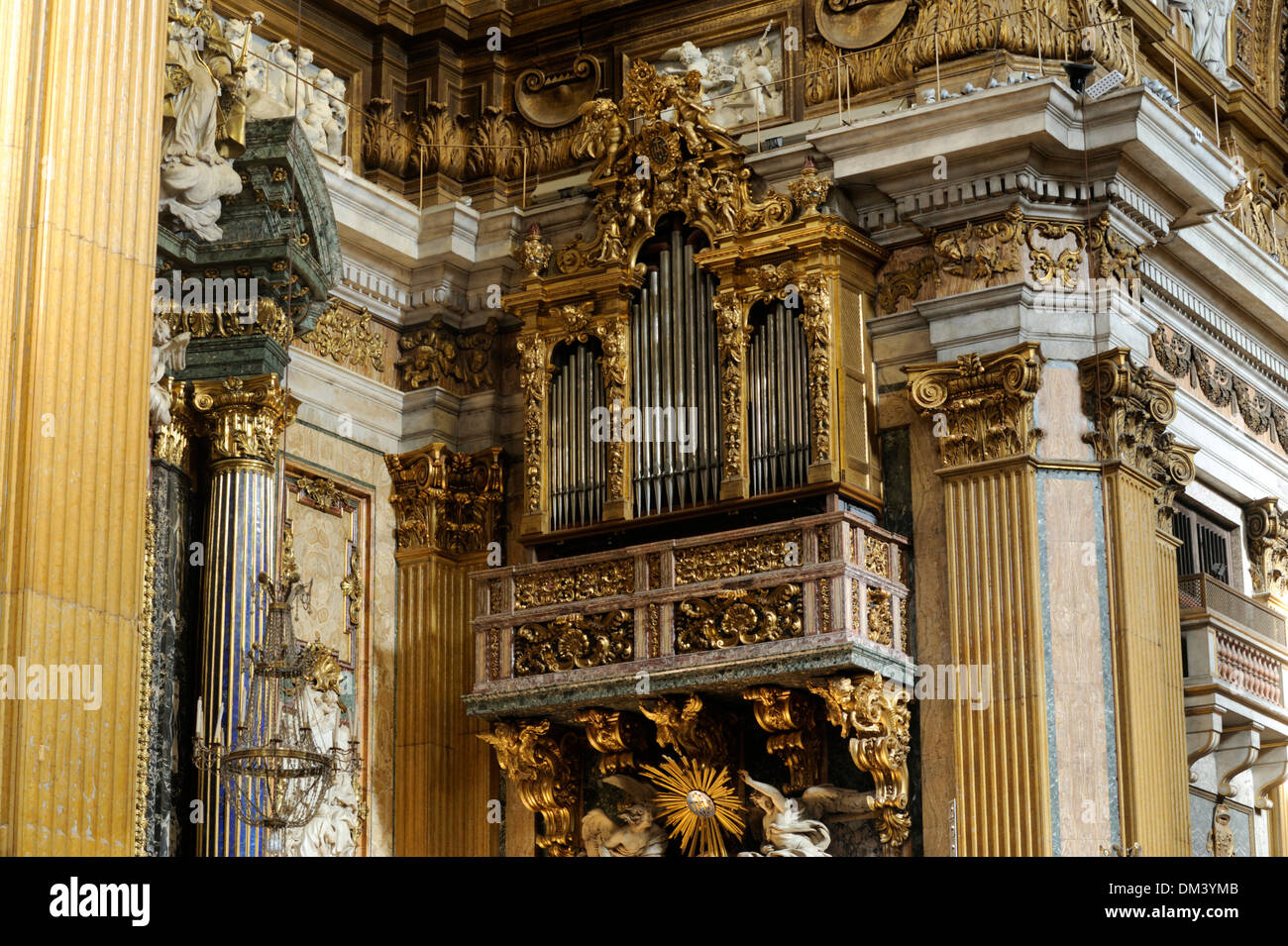 Italy, Rome, Chiesa del Gesù (church of Jesus), organ Stock Photo - Alamy