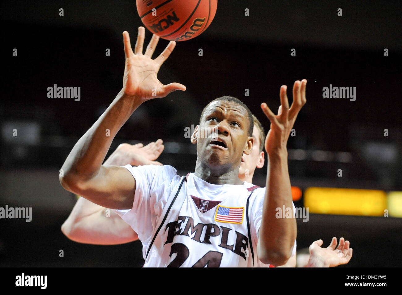 Temple forward Lavoy Allen #24 grabs a rebound. Temple defeated Dayton ...