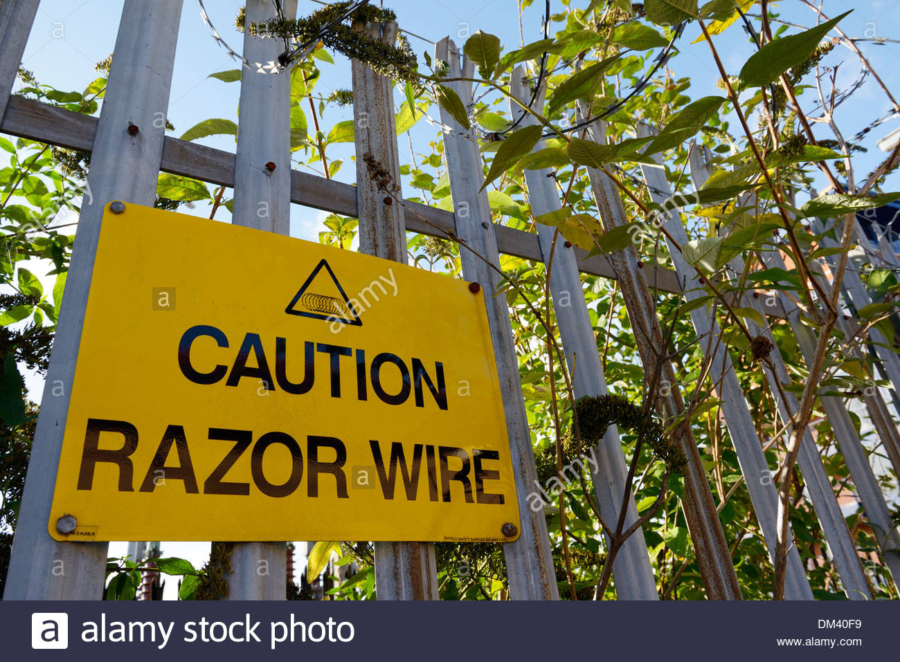 Warning Razor Wire High Resolution Stock Photography and Images - Alamy
