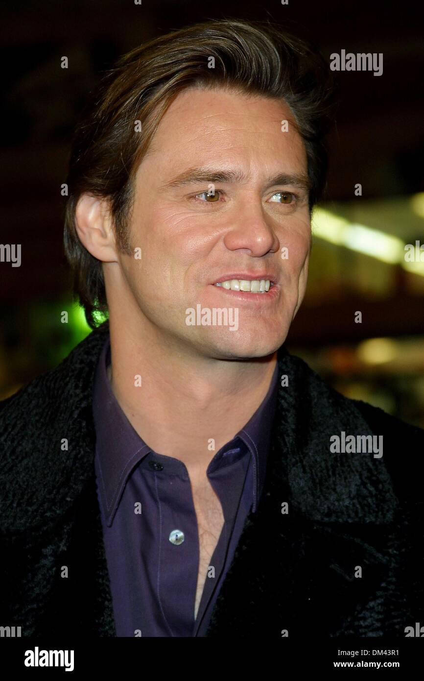 Dec. 11, 2001 - THE MAJESTIC PREMIERE.AT GRAUMAN'S CHINESE THEATER LOS ...