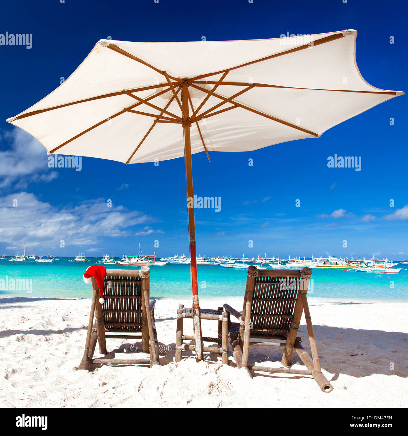 Umbrella santa hi-res stock photography and images - Alamy