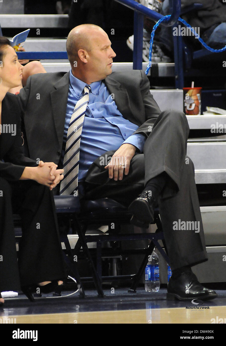 Gonzaga head coach Kelly Graves looks on during a NCAA women's ...
