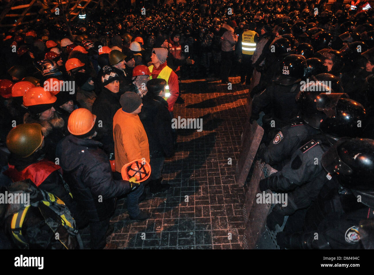 Kiev, Ukraine. 11th Dec, 2013. Pro-European integration protesters line ...