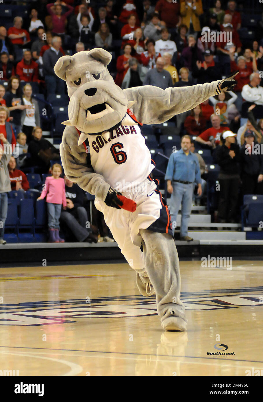 Gonzaga basketball mascot hi-res stock photography and images - Alamy