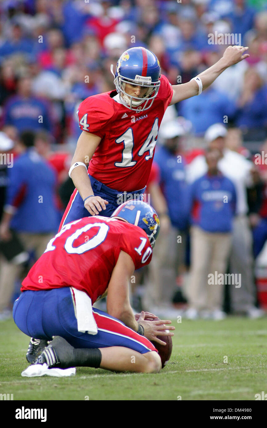 Kansas kicker Jacob Branstetter (14) kicks an extra point with wide ...