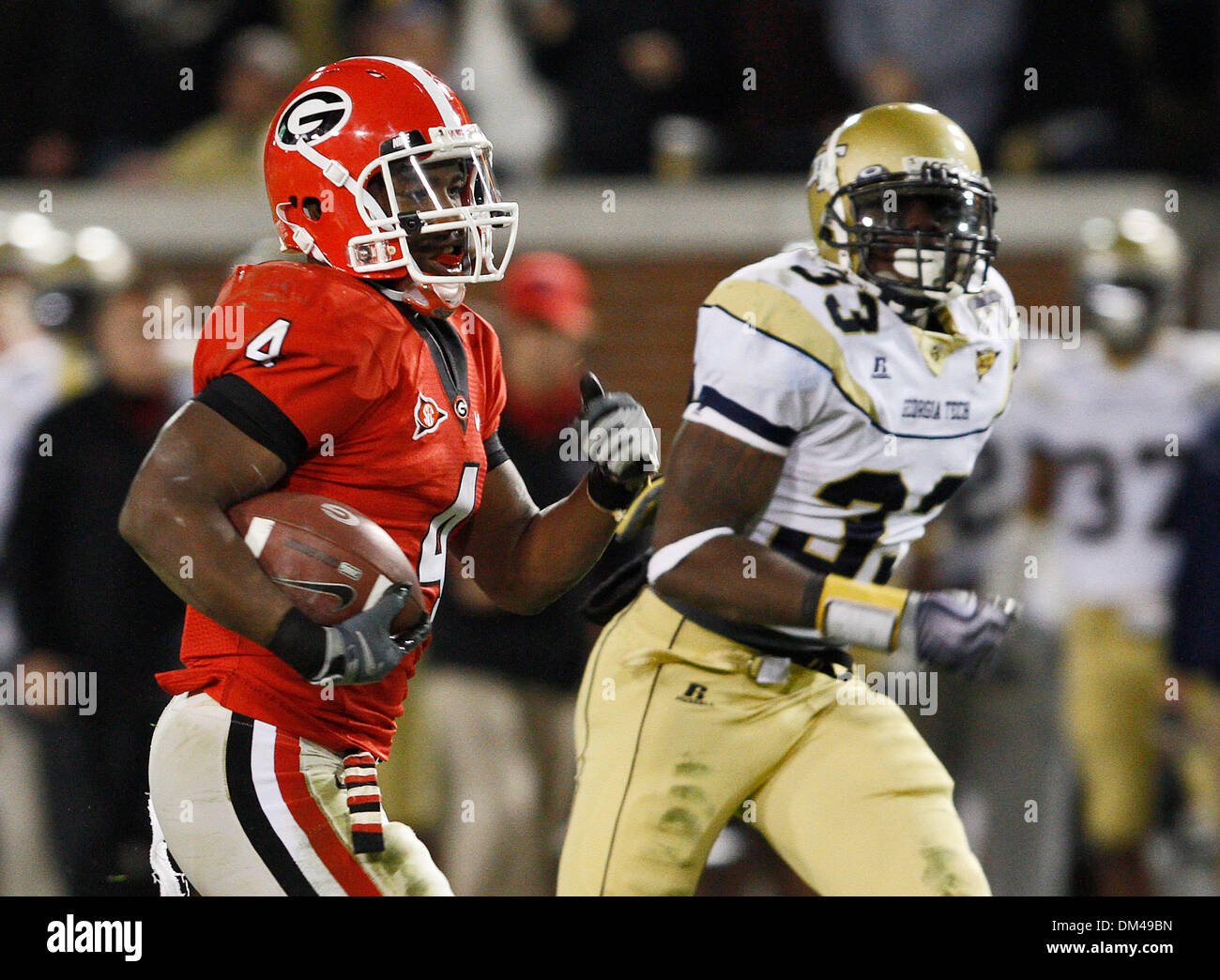 Georgia running back Caleb King (4) breaks away on a long run for a ...