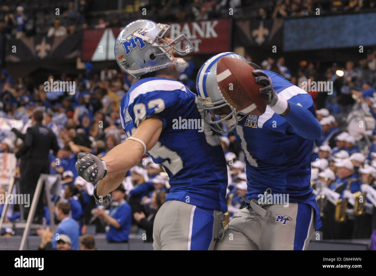 Middle Tenn. receivers, #1 Chris McClover and #83 Shane Blissard ...