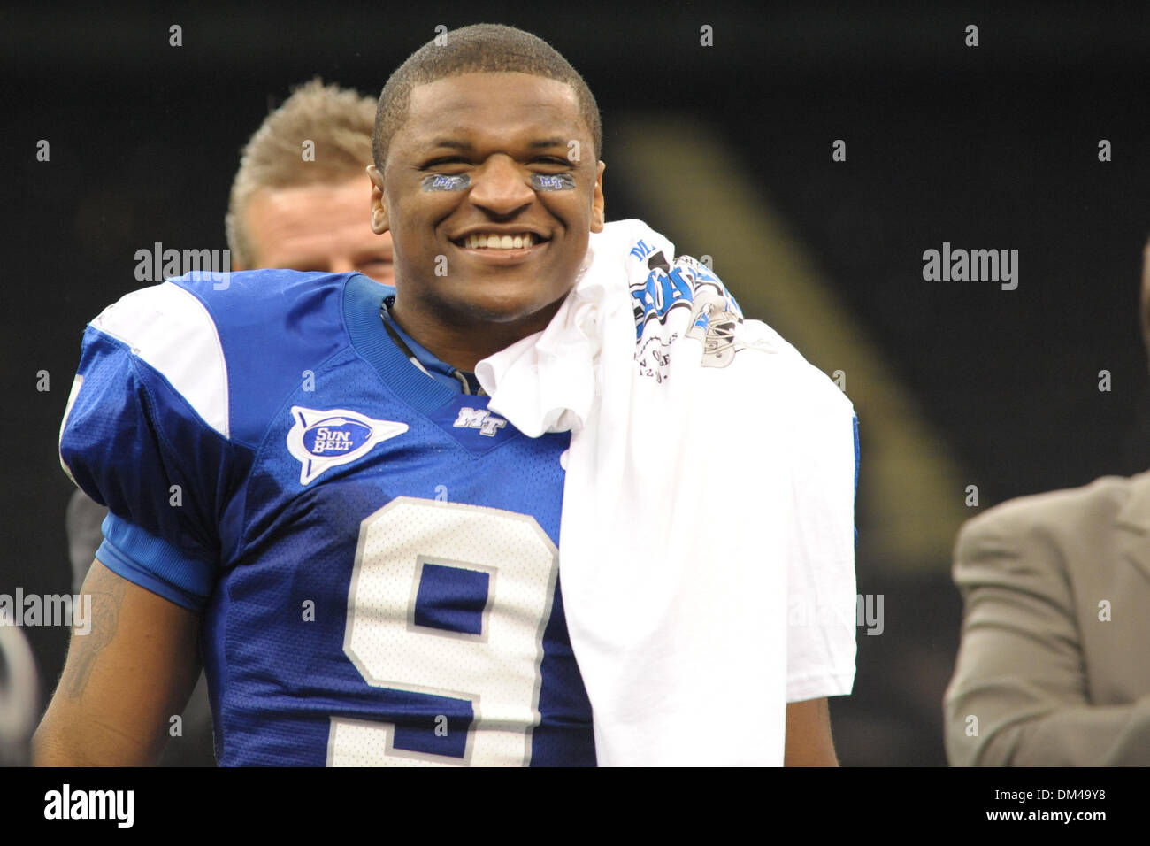 Middle Tenn. QB, #9 Dwight Dasher,during the 2009 R&L Carrier's New ...