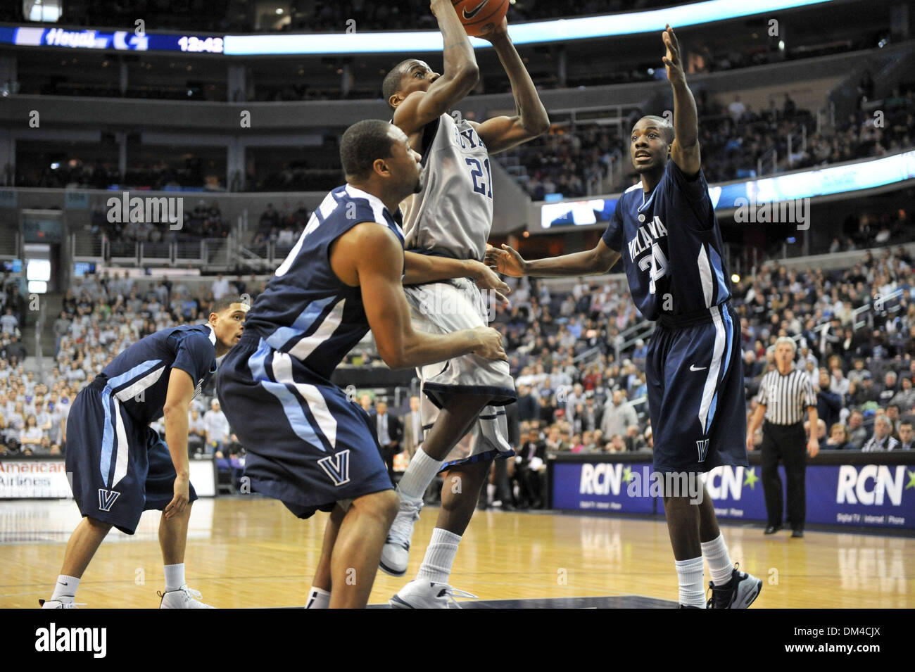 Washington D.C. Verizon Center. .Georgetown guard Jason Clark #21 ...