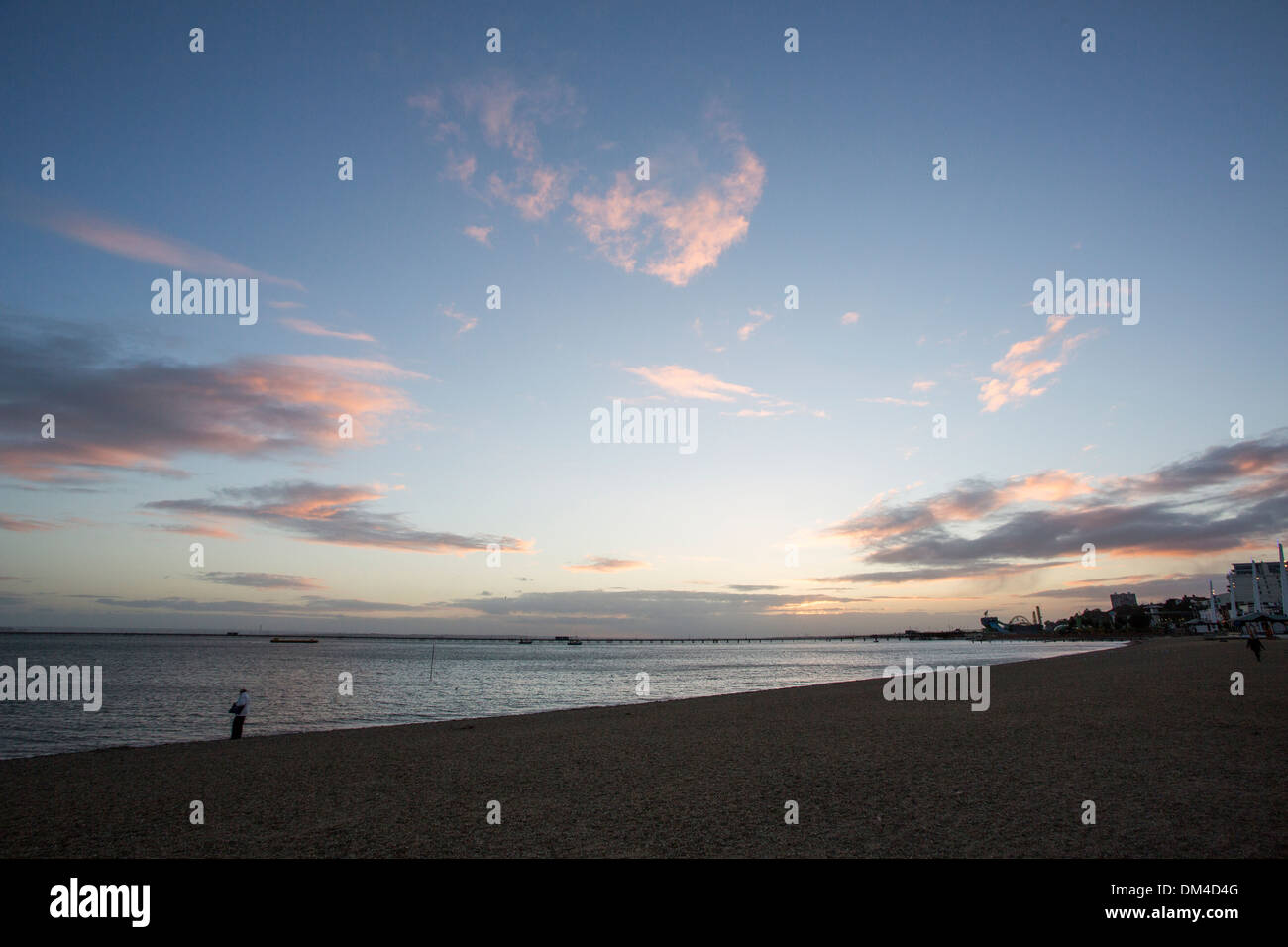 10/10/2013 Southend pier and river Thames from Jubilee beach, Southend ...