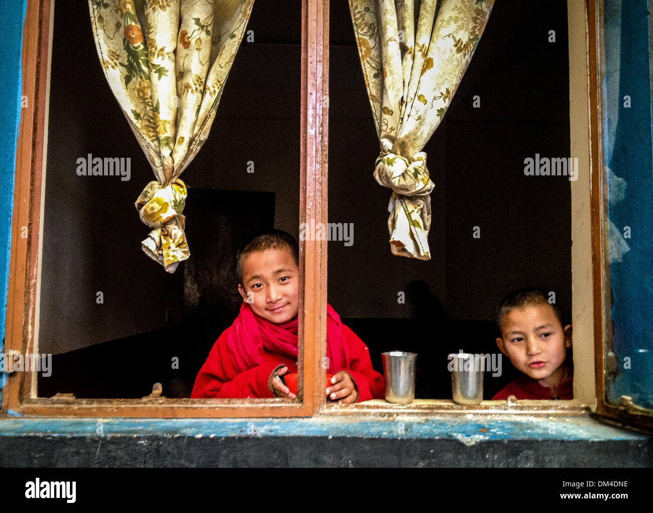 Exiled children hi-res stock photography and images - Alamy
