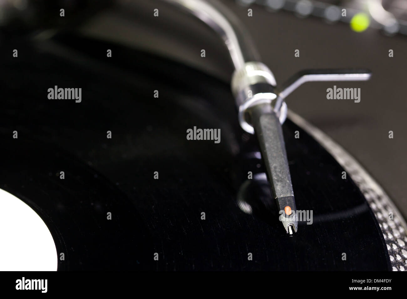 Dj turntable hi-res stock photography and images - Alamy