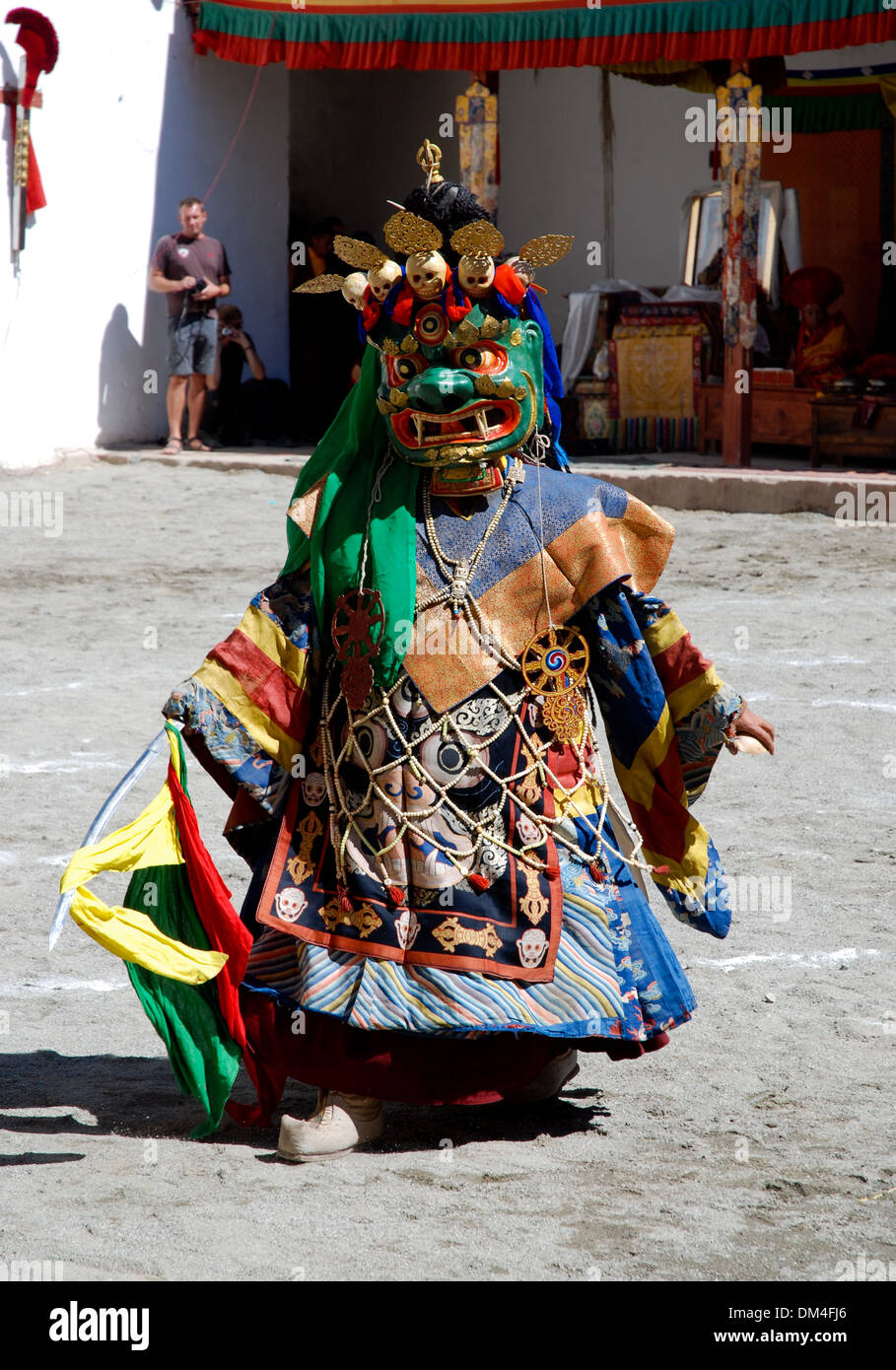 Cham dance mask hi-res stock photography and images - Alamy